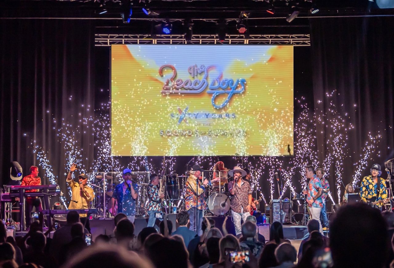 PHOTOS: LOCASH MAKES MAJOR LOS ANGELES STAGE DEBUT AT THE GREEK THEATRE ...